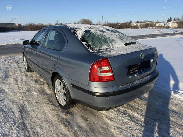 Zils Skoda Octavia 2004 Vilkaviškis, ar dzinēja tilpumu 1.60 L un nobraukumu 187 tūkst. km par 2250 €, foto 6 vietnē AUTOMOTO.COM.LV