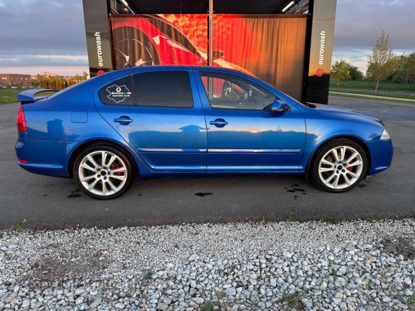 Blue Skoda Octavia 2006 in Tallinn, with an engine capacity of 2.00 L and mileage of 234 thousand km for 5200 €, photo 3 on AUTOMOTO.COM.LV