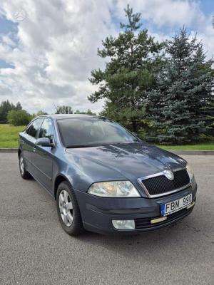 Zils Skoda Octavia 2006 Alīta, ar dzinēja tilpumu 1.90 L un nobraukumu 227 tūkst. km par 1200 €, foto  vietnē AUTOMOTO.COM.LV
