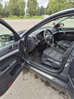 Zils Skoda Octavia 2006 Alīta, ar dzinēja tilpumu 1.90 L un nobraukumu 227 tūkst. km par 1200 €, foto 10 vietnē AUTOMOTO.COM.LV