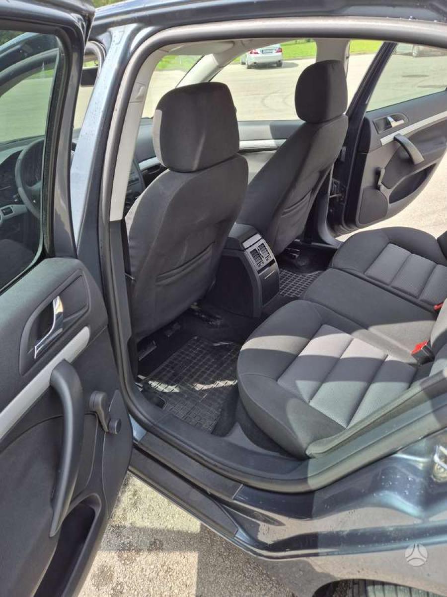 Zils Skoda Octavia 2006 Alīta, ar dzinēja tilpumu 1.90 L un nobraukumu 227 tūkst. km par 1200 €, foto 12 vietnē AUTOMOTO.COM.LV