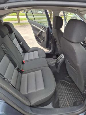 Zils Skoda Octavia 2006 Alīta, ar dzinēja tilpumu 1.90 L un nobraukumu 227 tūkst. km par 1200 €, foto 13 vietnē AUTOMOTO.COM.LV