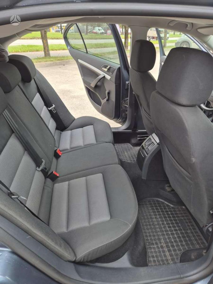Zils Skoda Octavia 2006 Alīta, ar dzinēja tilpumu 1.90 L un nobraukumu 227 tūkst. km par 1200 €, foto 13 vietnē AUTOMOTO.COM.LV