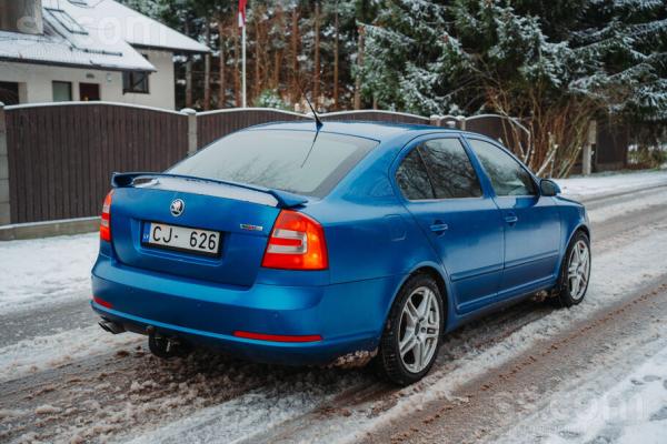Blue Skoda Octavia 2007 in Riga, with an engine capacity of 2.00 L and mileage of 250 thousand km for 2390 €, photo 5 on AUTOMOTO.COM.LV