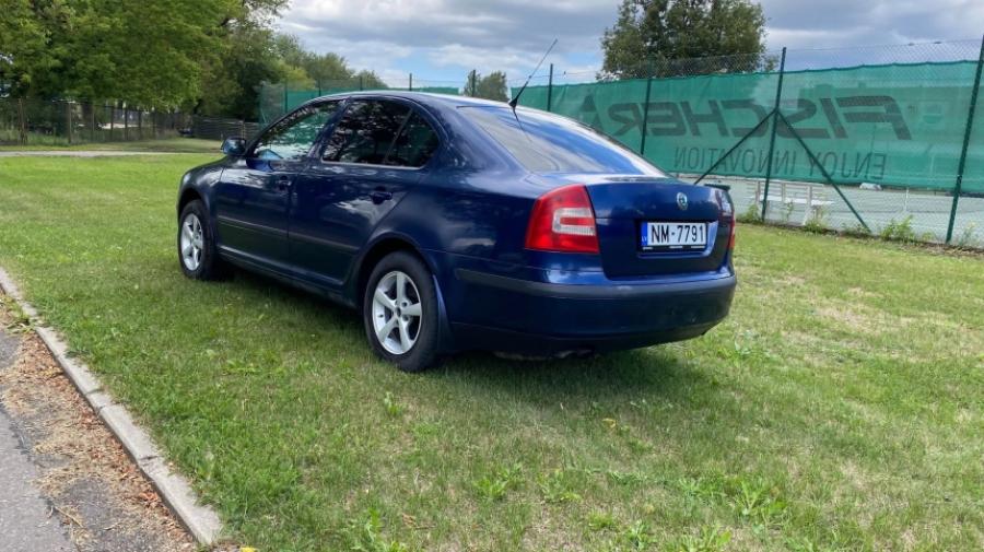 Zils Skoda Octavia 2007 Rīga, ar dzinēja tilpumu 2.00 L un nobraukumu 0 tūkst. km par 2399 €, foto 12 vietnē AUTOMOTO.COM.LV