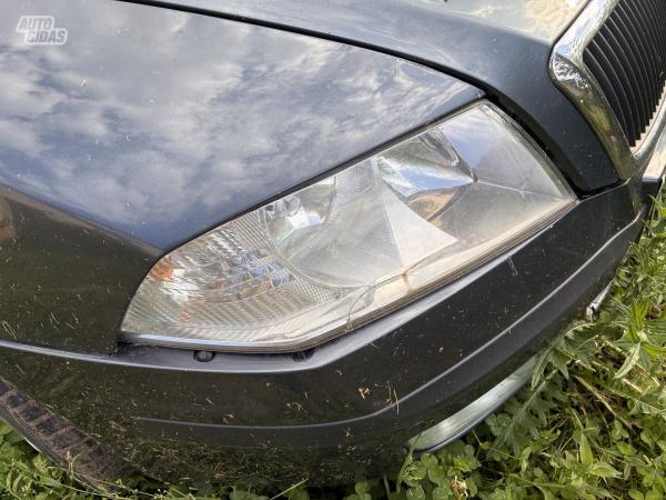 Zils Skoda Octavia 2009 Panevēža, ar dzinēja tilpumu 2.00 L un nobraukumu 300 tūkst. km par 1500 €, foto 6 vietnē AUTOMOTO.COM.LV