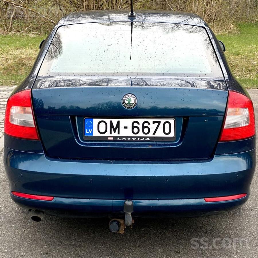 Zils Skoda Octavia 2012 Jelgava, ar dzinēja tilpumu 2.00 L un nobraukumu 217 tūkst. km par 1000 €, foto 7 vietnē AUTOMOTO.COM.LV