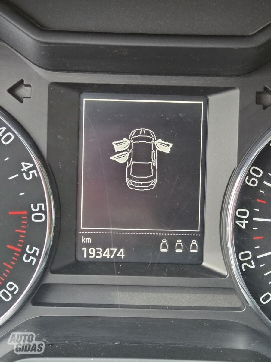 Blue Skoda Octavia 2013 in Kaunas, with an engine capacity of 1.60 L and mileage of 193 thousand km for 5400 €, photo 6 on AUTOMOTO.COM.LV