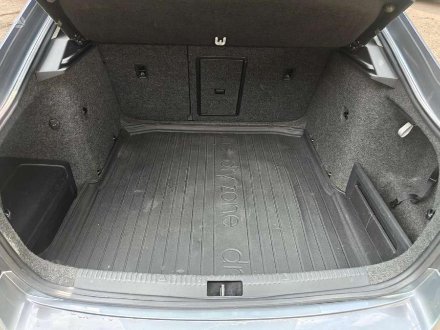 Blue Skoda Octavia 2013 in Vilnius, with an engine capacity of 1.97 L and mileage of 247 thousand km for 7000 €, photo 6 on AUTOMOTO.COM.LV