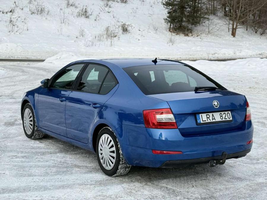Blue Skoda Octavia 2014 in Vilnius, with an engine capacity of 0.00 L and mileage of 280 thousand km for 5000 €, photo 7 on AUTOMOTO.COM.LV
