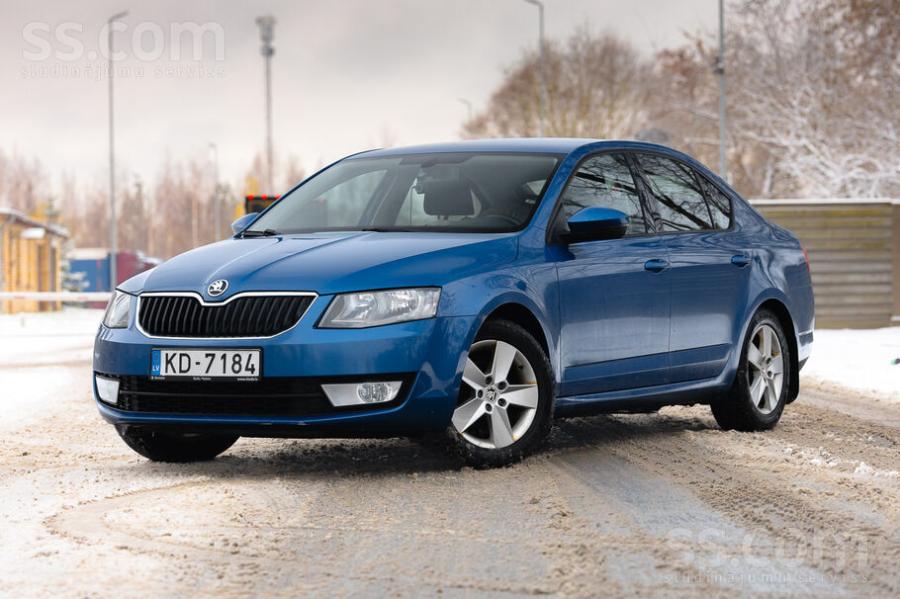 Zils Skoda Octavia 2015 Jelgava, ar dzinēja tilpumu 1.60 L un nobraukumu 287 tūkst. km par 5500 €, foto 3 vietnē AUTOMOTO.COM.LV