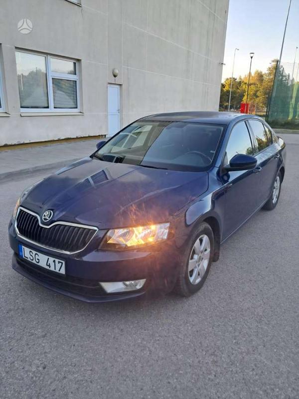 Синий Шкода Октавия 2015 в Вильнюс, объемом двигателя 1.60 л и пробегом 212 тыс. км за 6600 €, фото 3 на AUTOMOTO.COM.LV