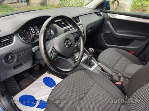 Zils Skoda Octavia 2016 Tallina, ar dzinēja tilpumu 1.40 L un nobraukumu 130 tūkst. km par 8500 €, foto 3 vietnē AUTOMOTO.COM.LV