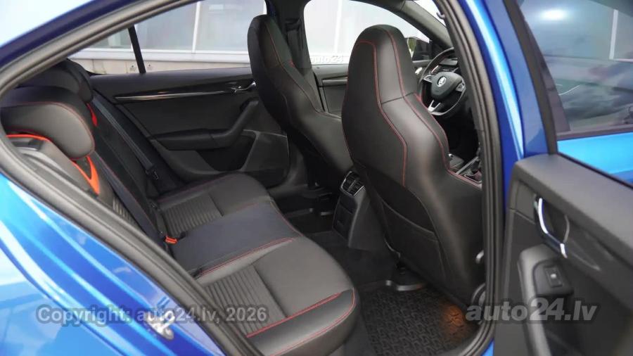 Zils Skoda Octavia 2016 Tallina, ar dzinēja tilpumu 2.00 L un nobraukumu 62 tūkst. km par 17000 €, foto 14 vietnē AUTOMOTO.COM.LV