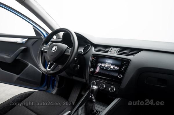 Blue Skoda Octavia 2017 in Tallinn, with an engine capacity of 1.00 L and mileage of 192 thousand km for 7499 €, photo 11 on AUTOMOTO.COM.LV