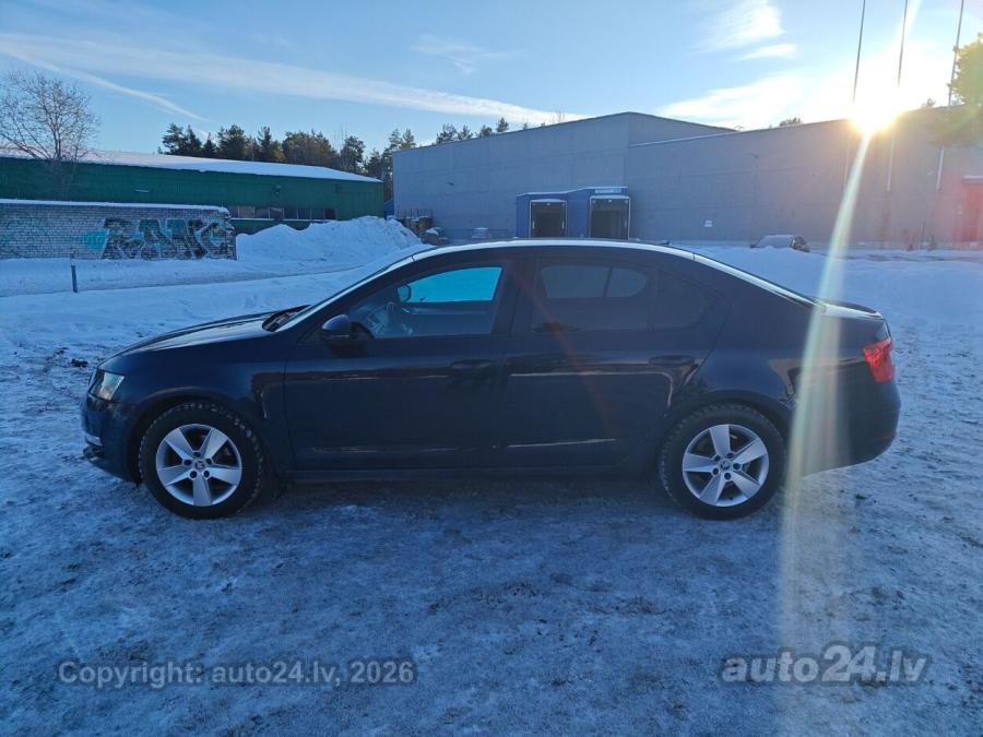 Zils Skoda Octavia 2018 Tallina, ar dzinēja tilpumu 1.20 L un nobraukumu 115 tūkst. km par 8200 €, foto 6 vietnē AUTOMOTO.COM.LV