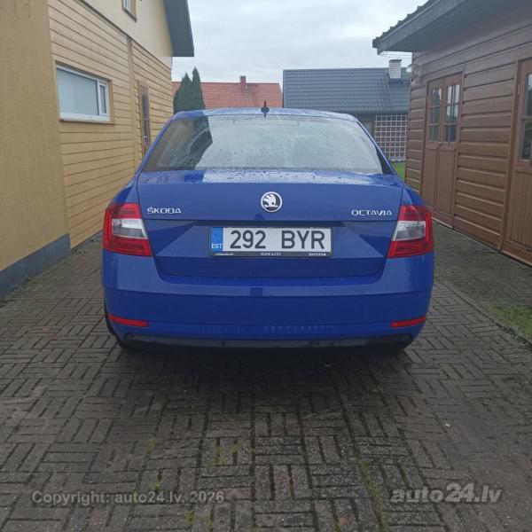 Blue Skoda Octavia 2018 in Rakvere, with an engine capacity of 1.60 L and mileage of 185 thousand km for 8999 €, photo 3 on AUTOMOTO.COM.LV