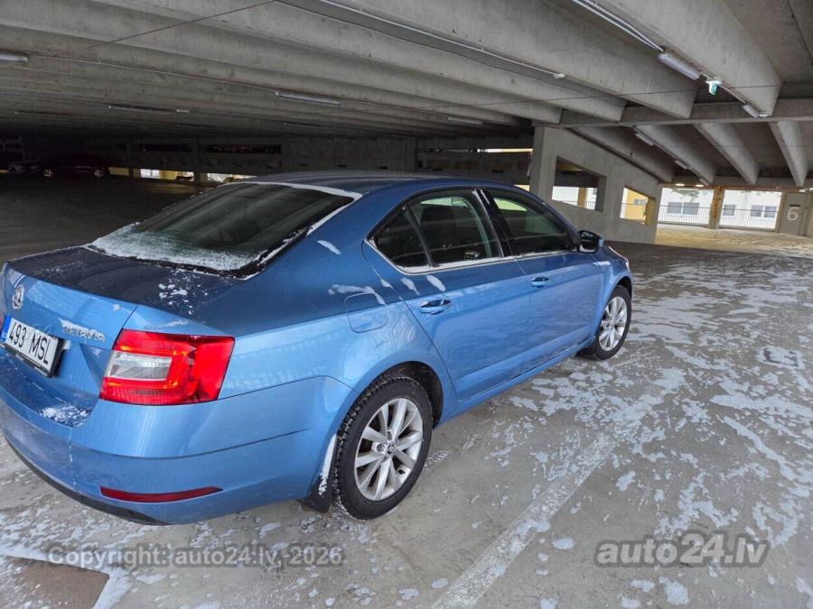 Zils Skoda Octavia 2019 Tallina, ar dzinēja tilpumu 1.00 L un nobraukumu 83 tūkst. km par 10900 €, foto 4 vietnē AUTOMOTO.COM.LV