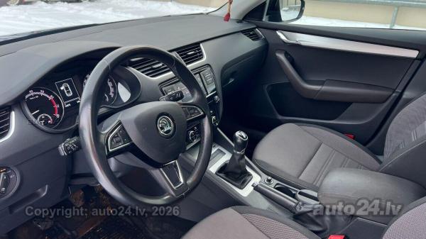 Blue Skoda Octavia 2019 in Narva, with an engine capacity of 1.50 L and mileage of 64 thousand km for 10900 €, photo 11 on AUTOMOTO.COM.LV