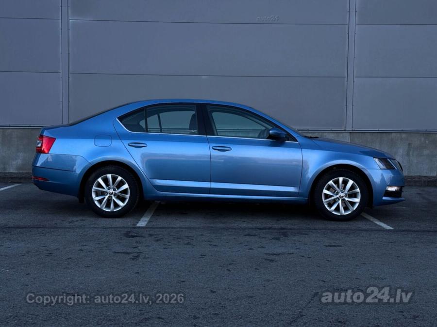 Blue Skoda Octavia 2019 in Tallinn, with an engine capacity of 1.00 L and mileage of 83 thousand km for 10900 €, photo 4 on AUTOMOTO.COM.LV
