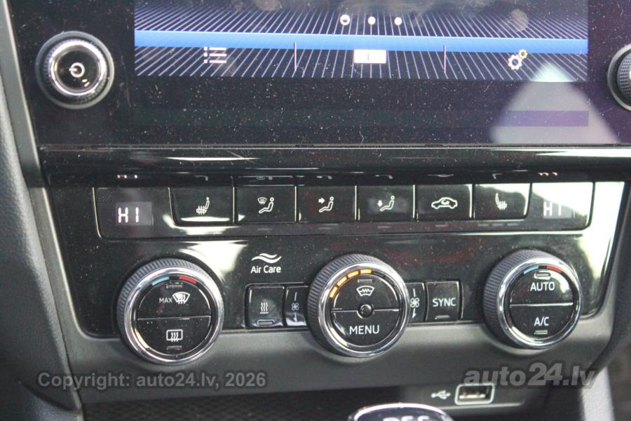 Blue Skoda Octavia 2019 in Tallinn, with an engine capacity of 2.00 L and mileage of 98 thousand km for 17900 €, photo 14 on AUTOMOTO.COM.LV
