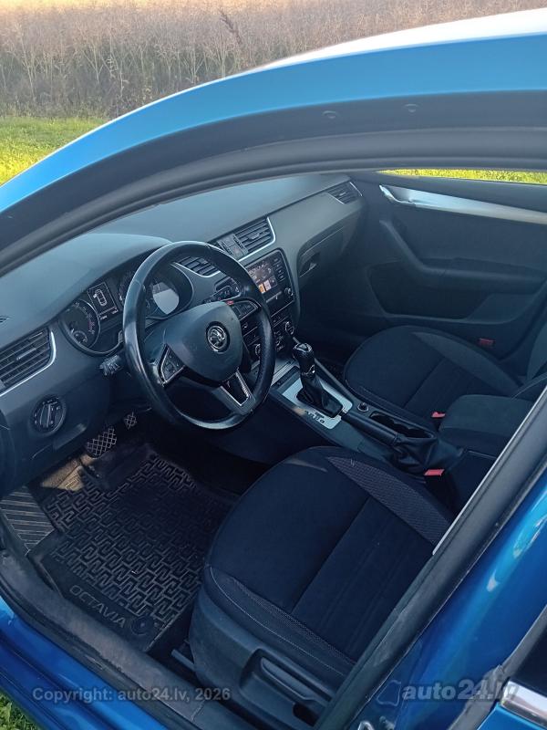 Blue Skoda Octavia 2019 in Tallinn, with an engine capacity of 1.60 L and mileage of 175 thousand km for 10500 €, photo 7 on AUTOMOTO.COM.LV