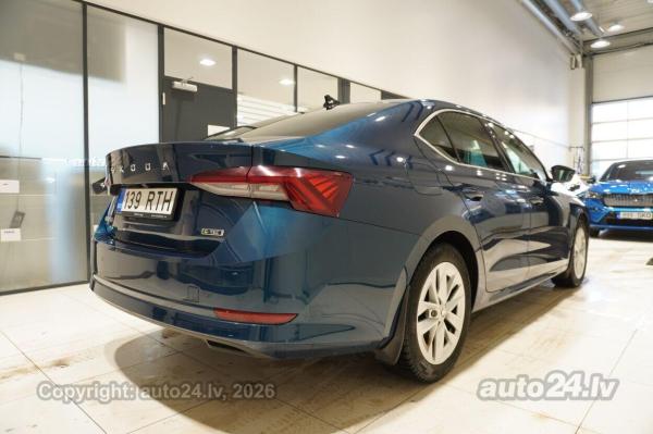 Zils Skoda Octavia 2020 Tallina, ar dzinēja tilpumu 1.50 L un nobraukumu 78 tūkst. km par 17300 €, foto 3 vietnē AUTOMOTO.COM.LV