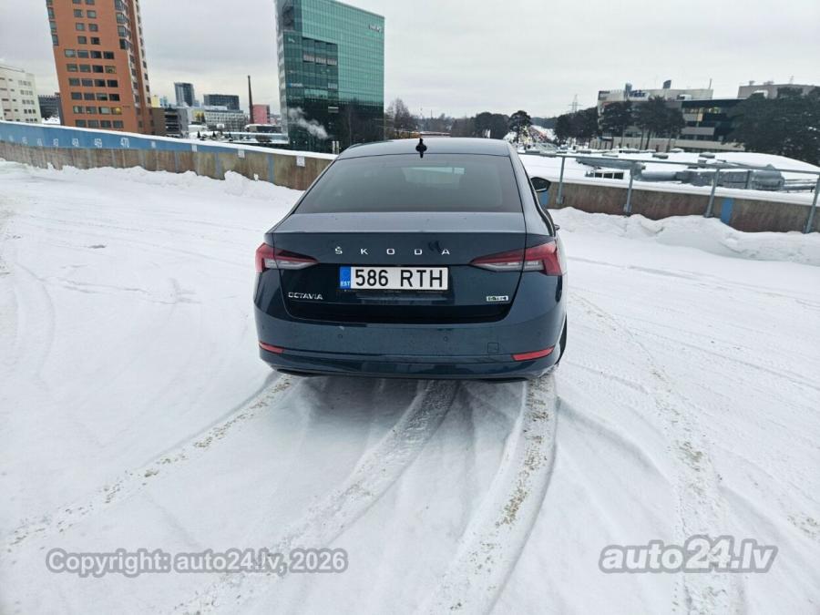 Blue Skoda Octavia 2020 in Tallinn, with an engine capacity of 1.50 L and mileage of 118 thousand km for 15900 €, photo 4 on AUTOMOTO.COM.LV