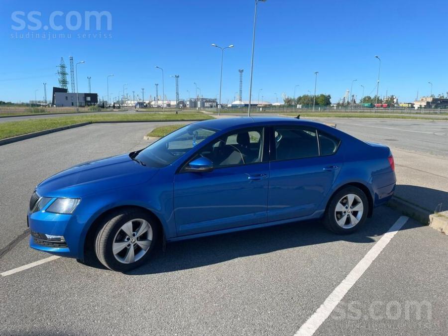 Zils Skoda Octavia 2020 Rīga, ar dzinēja tilpumu 1.00 L un nobraukumu 100 tūkst. km par 8350 €, foto 1 vietnē AUTOMOTO.COM.LV