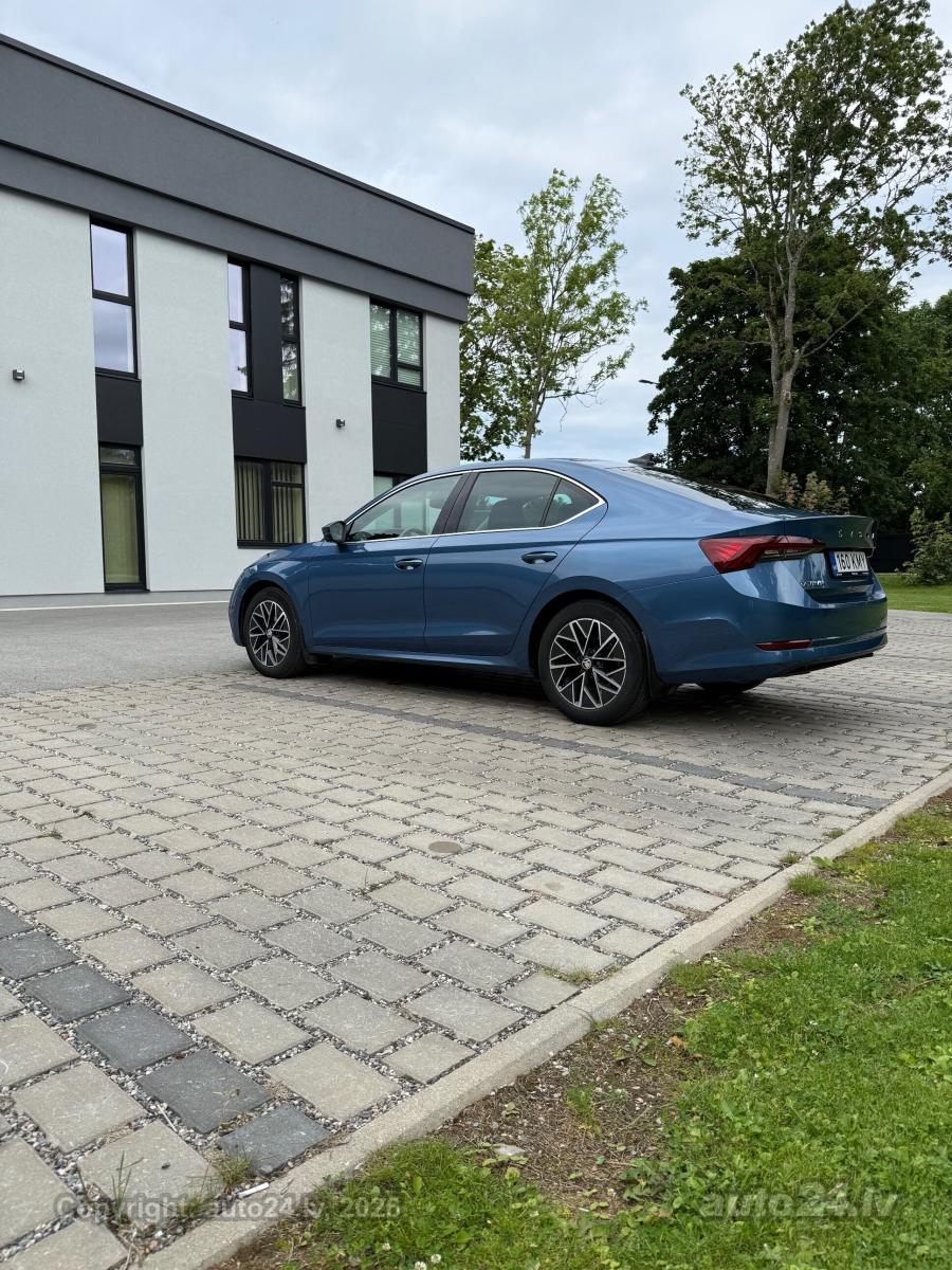 Zils Skoda Octavia 2020 Tallina, ar dzinēja tilpumu 1.50 L un nobraukumu 84 tūkst. km par 20800 €, foto 3 vietnē AUTOMOTO.COM.LV