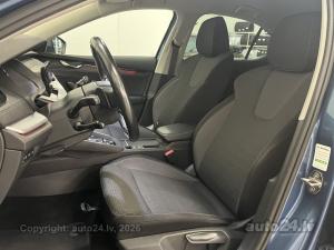 Zils Skoda Octavia 2020 Tallina, ar dzinēja tilpumu 2.00 L un nobraukumu 102 tūkst. km par 17400 €, foto 10 vietnē AUTOMOTO.COM.LV