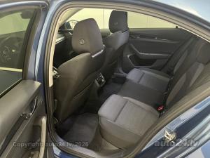 Zils Skoda Octavia 2020 Tallina, ar dzinēja tilpumu 2.00 L un nobraukumu 102 tūkst. km par 17400 €, foto 15 vietnē AUTOMOTO.COM.LV