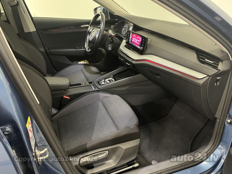Zils Skoda Octavia 2020 Tallina, ar dzinēja tilpumu 2.00 L un nobraukumu 102 tūkst. km par 17400 €, foto 17 vietnē AUTOMOTO.COM.LV