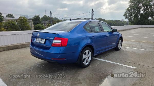 Blue Skoda Octavia 2020 in Tallinn, with an engine capacity of 1.50 L and mileage of 204 thousand km for 9990 €, photo 4 on AUTOMOTO.COM.LV