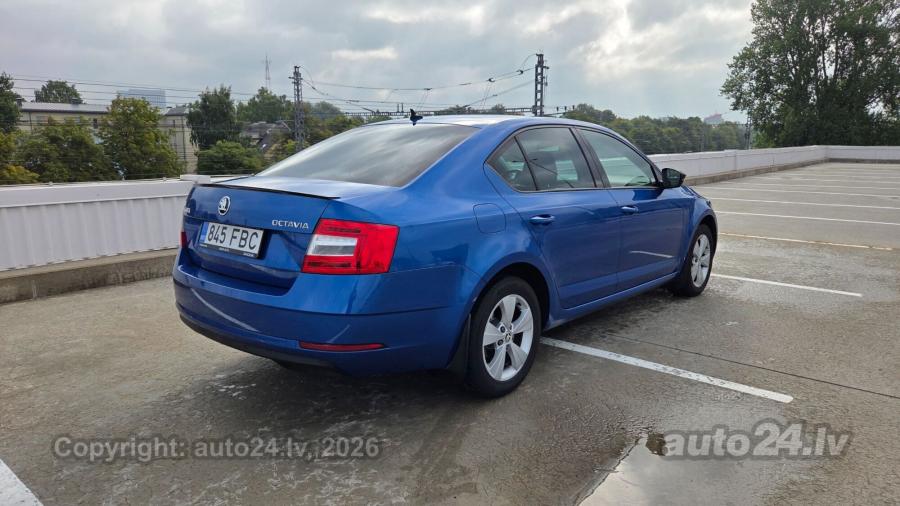 Blue Skoda Octavia 2020 in Tallinn, with an engine capacity of 1.50 L and mileage of 204 thousand km for 9990 €, photo 5 on AUTOMOTO.COM.LV