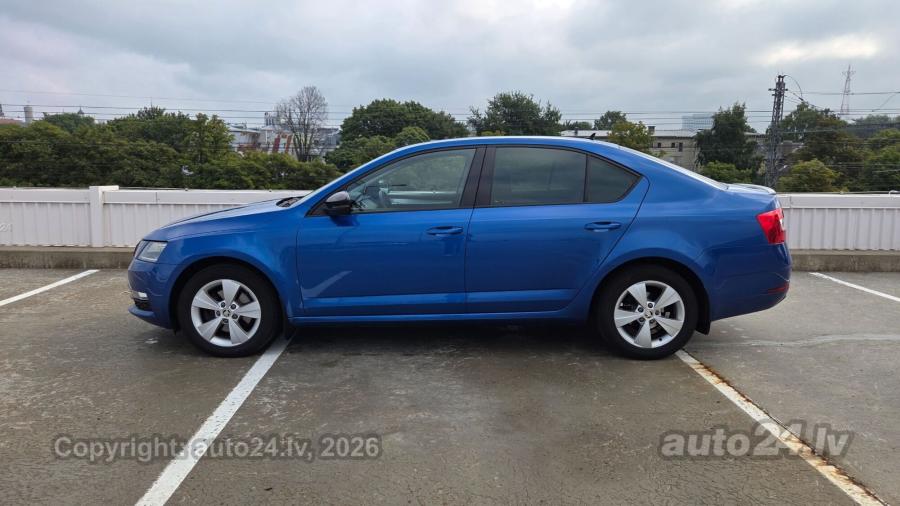 Blue Skoda Octavia 2020 in Tallinn, with an engine capacity of 1.50 L and mileage of 204 thousand km for 9990 €, photo 8 on AUTOMOTO.COM.LV