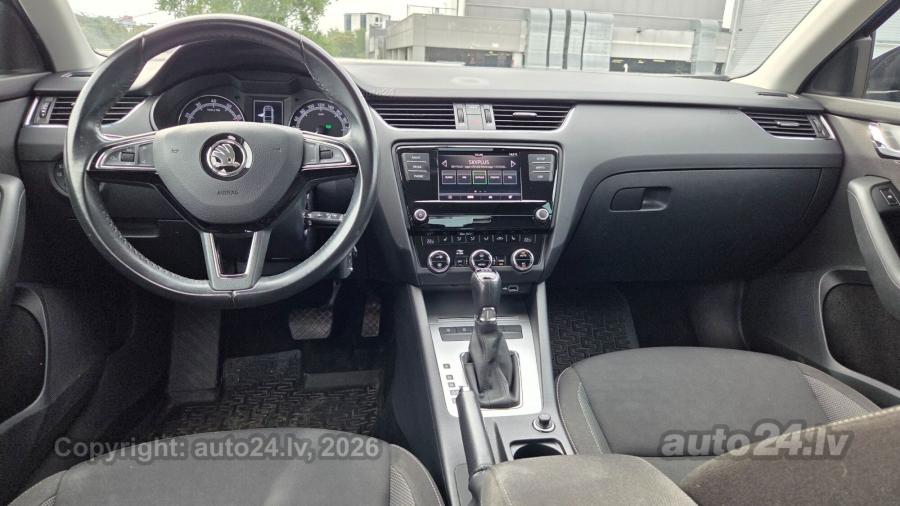 Blue Skoda Octavia 2020 in Tallinn, with an engine capacity of 1.50 L and mileage of 204 thousand km for 9990 €, photo 10 on AUTOMOTO.COM.LV