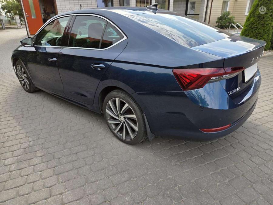 Blue Skoda Octavia 2020 in Kaunas, with an engine capacity of 1.97 L and mileage of 175 thousand km for 17550 €, photo 7 on AUTOMOTO.COM.LV