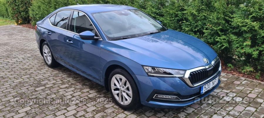 Zils Skoda Octavia 2021 Tallina, ar dzinēja tilpumu 1.00 L un nobraukumu 28 tūkst. km par 18990 €, foto 3 vietnē AUTOMOTO.COM.LV