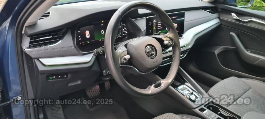 Zils Skoda Octavia 2021 Tallina, ar dzinēja tilpumu 1.00 L un nobraukumu 28 tūkst. km par 18990 €, foto 7 vietnē AUTOMOTO.COM.LV