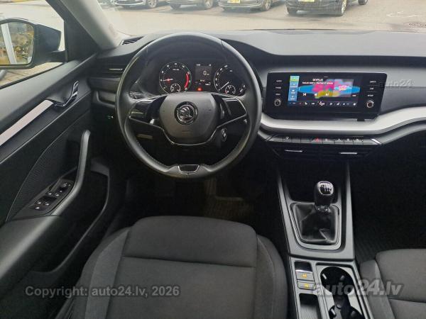 Zils Skoda Octavia 2021 Tartu, ar dzinēja tilpumu 1.00 L un nobraukumu 54 tūkst. km par 12900 €, foto 3 vietnē AUTOMOTO.COM.LV