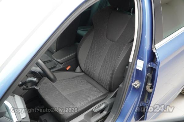 Blue Skoda Octavia 2021 in Tallinn, with an engine capacity of 1.00 L and mileage of 73 thousand km for 15900 €, photo 9 on AUTOMOTO.COM.LV