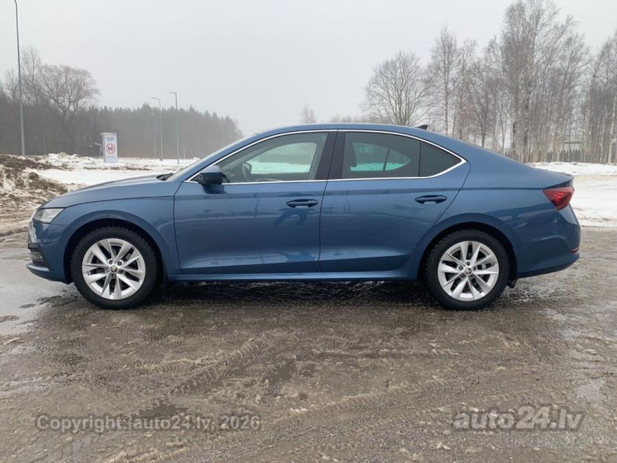Blue Skoda Octavia 2021 in Tallinn, with an engine capacity of 1.00 L and mileage of 70 thousand km for 17490 €, photo 2 on AUTOMOTO.COM.LV