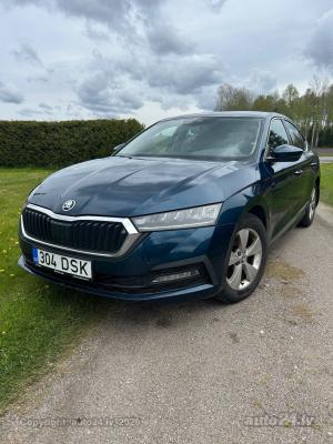 Zils Skoda Octavia 2021 Tallina, ar dzinēja tilpumu 1.00 L un nobraukumu 123 tūkst. km par 12500 €, foto  vietnē AUTOMOTO.COM.LV