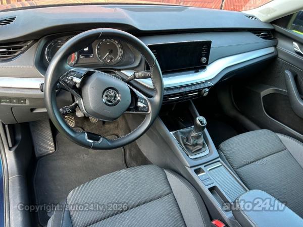 Zils Skoda Octavia 2021 Tallina, ar dzinēja tilpumu 1.00 L un nobraukumu 123 tūkst. km par 12500 €, foto 6 vietnē AUTOMOTO.COM.LV
