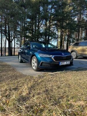 Zils Skoda Octavia 2021 Viljandi, ar dzinēja tilpumu 1.00 L un nobraukumu 54 tūkst. km par 16700 €, foto  vietnē AUTOMOTO.COM.LV