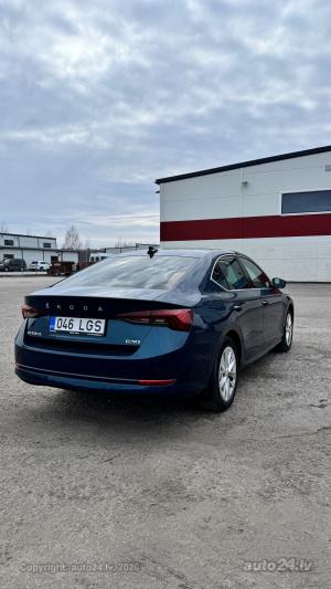 Blue Skoda Octavia 2021 in Parnu, with an engine capacity of 1.50 L and mileage of 65 thousand km for 18500 €, photo  on AUTOMOTO.COM.LV