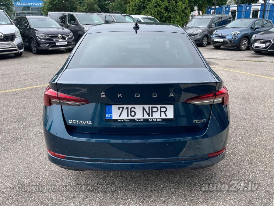 Blue Skoda Octavia 2021 in Tartu, with an engine capacity of 1.50 L and mileage of 117 thousand km for 16990 €, photo 7 on AUTOMOTO.COM.LV
