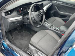 Blue Skoda Octavia 2021 in Tartu, with an engine capacity of 1.50 L and mileage of 117 thousand km for 16990 €, photo 10 on AUTOMOTO.COM.LV