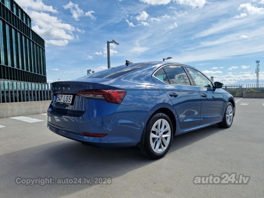 Blue Skoda Octavia 2021 in Tallinn, with an engine capacity of 2.00 L and mileage of 90 thousand km for 16600 €, photo 5 on AUTOMOTO.COM.LV